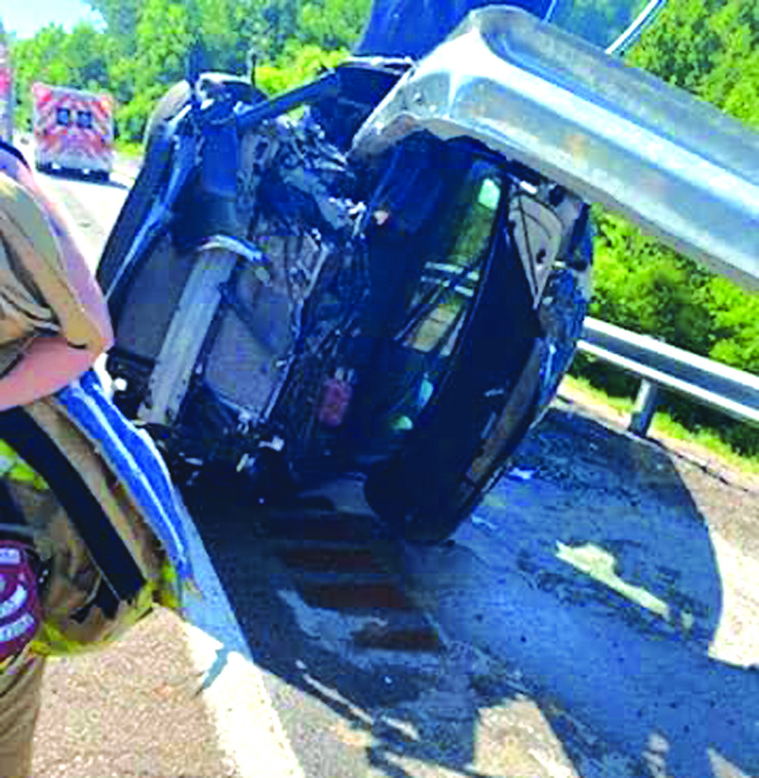 Guardrail penetrates SUV, driver escapes serious injury – The Dunlap ...