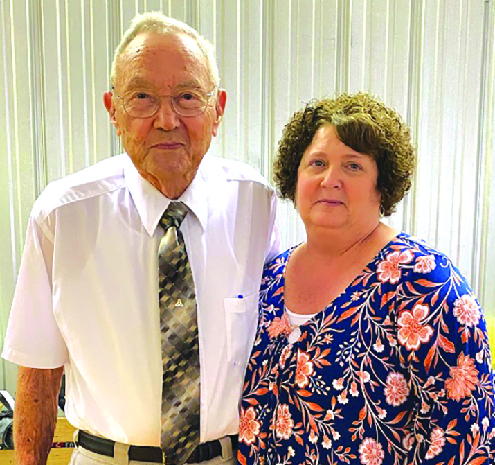 Boston is Hatcher Award winner – The Dunlap-Tribune