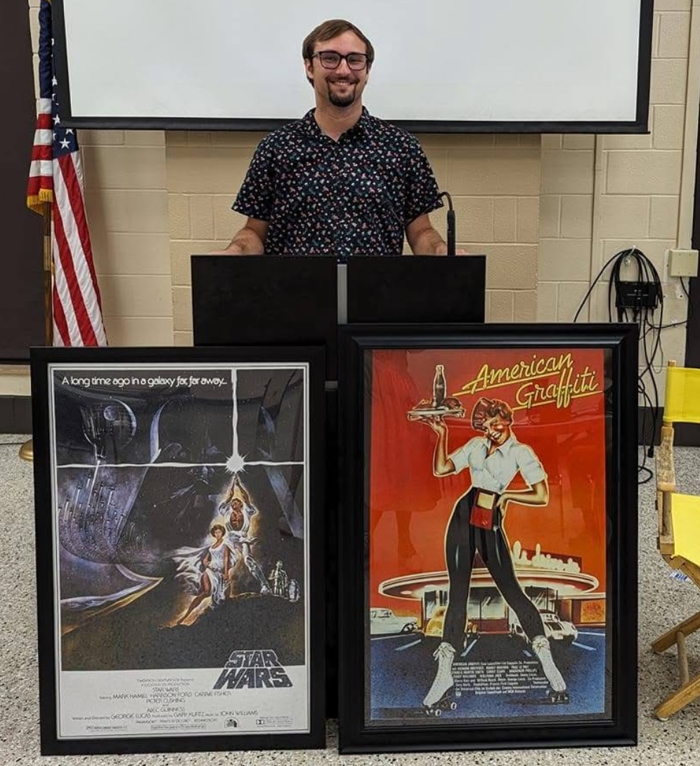 Tibbs writes book filled with movie essays – The Dunlap-Tribune
